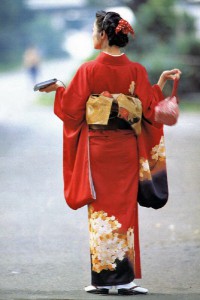 Catching the Kimono Train | The Overflowing Stash